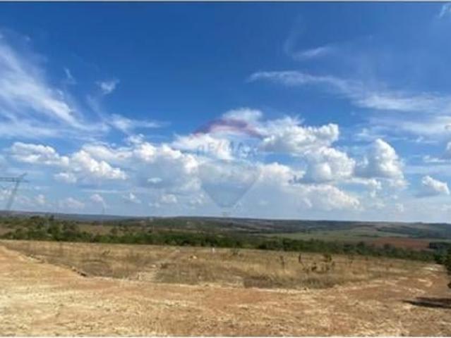 Fazendinha Com Escritura e Água Corrente Próximo a Brasília DF