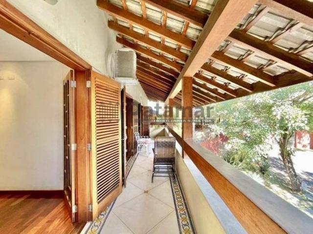 Fazendinha 5 Quartos/ 3 Suites, 2 lotes em final de rua, SPA, gourmet e linda vista! Garagem com 8