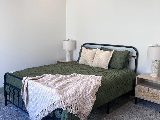 Female only! Cozy Room in Idaho Falls. Month to m