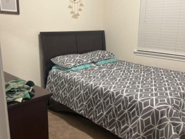 Female only one BR left