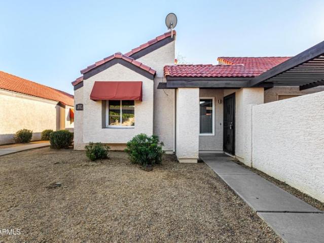 Female – Looking for Housing?