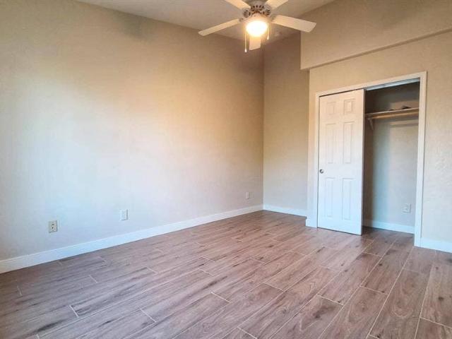 female seeking 3rd roomate