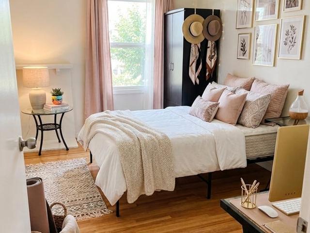 Female, private bedroom, share bath, SMC/UCLA