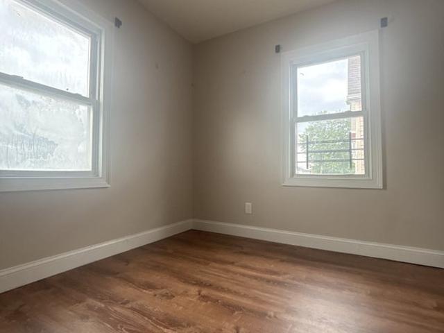 Female roommate needed