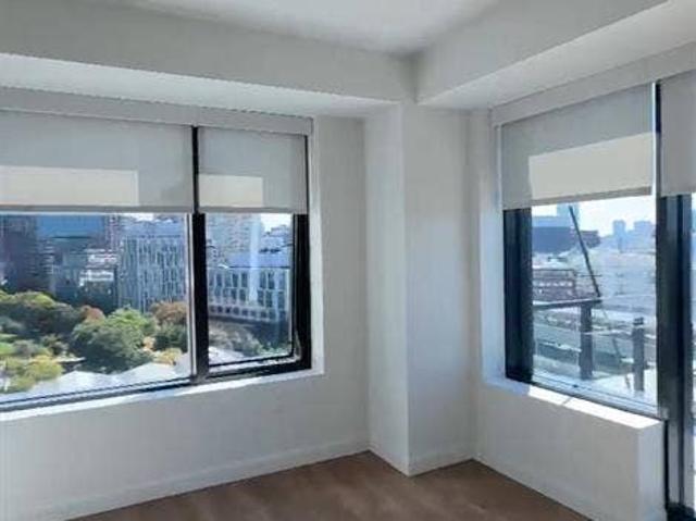 Female Roommate – Park 151