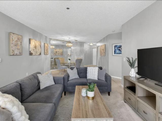 Female Roommate Wanted in Luxury Gated Community