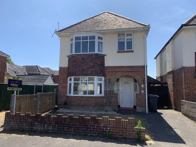 Fenton Road, Southbourne BH6, 3 bed detached house to rent, £1,850 pcm | PrimeLocation