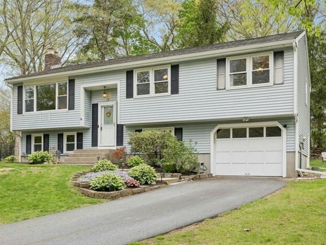 Fenway Dr, Milford, Home For Sale