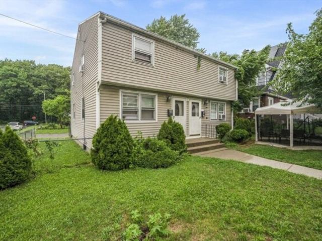 Fenwick St, Springfield, Home For Sale