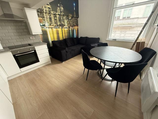 Fenwick Street, Liverpool L2, 2 bed flat to rent, £1,100 pcm | PrimeLocation