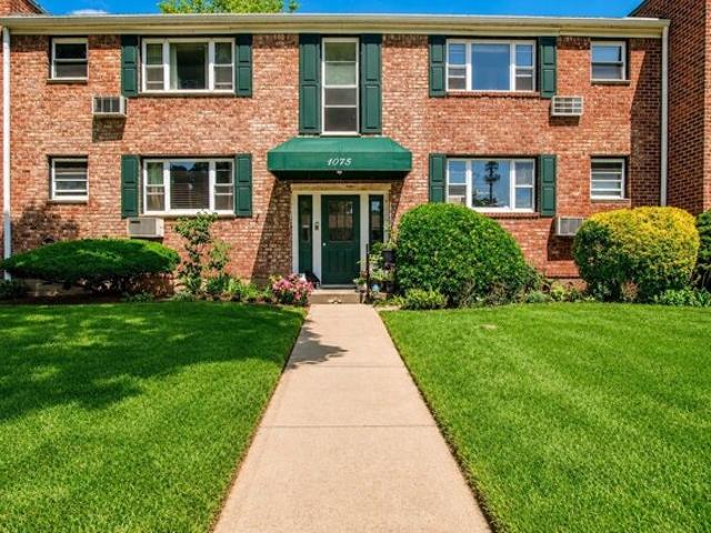 Fenwood Dr Apt,valley Stream, Property For Sale