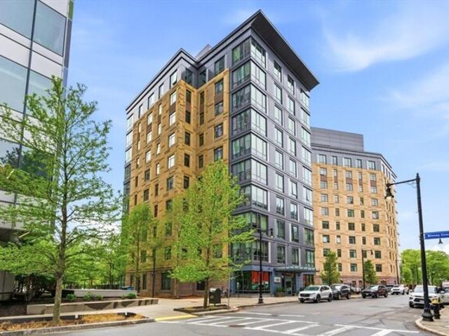 Fenwood Rd Unit,boston, Condo For Sale
