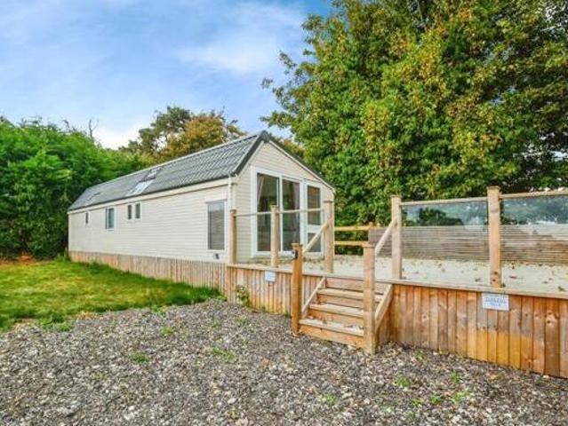 Fen Road, East Kirkby, 2 Bedroom Park