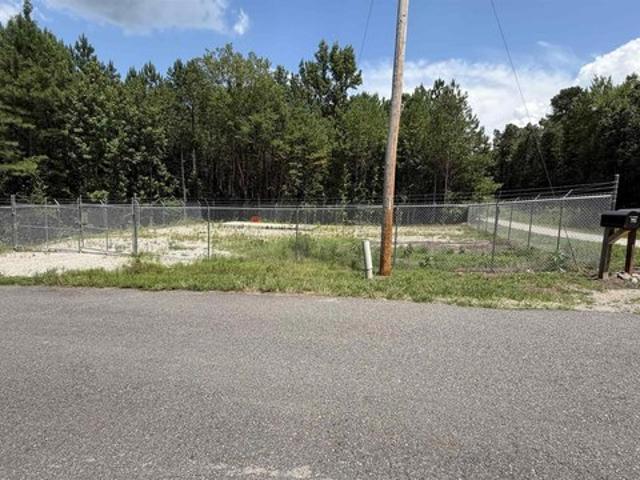 Fence Rd, Jessieville, AR 71949