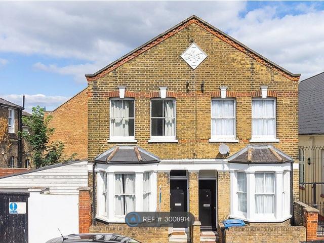Fenham Road, London SE15, 4 bed semi detached house to rent, £4,000 pcm | PrimeLocation