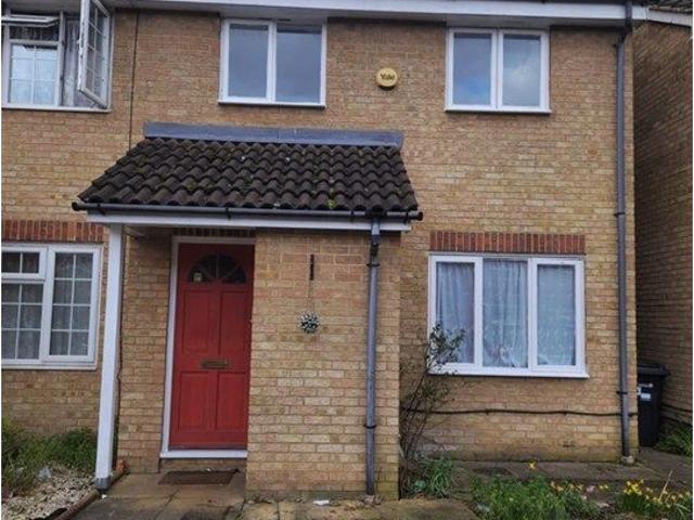 Fenman Gardens, Ilford IG3, 3 bed end terrace house to rent, £2,400 pcm | PrimeLocation