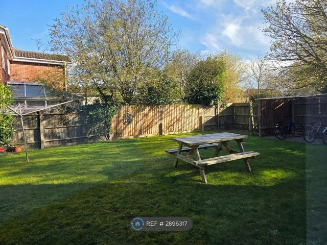Fennec Close, Cambridge CB1, 2 bed flat to rent, £1,400 pcm | PrimeLocation