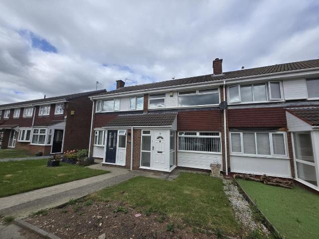Fennel Grove, South Shields NE34, 3 bed property to rent, £850 pcm | PrimeLocation
