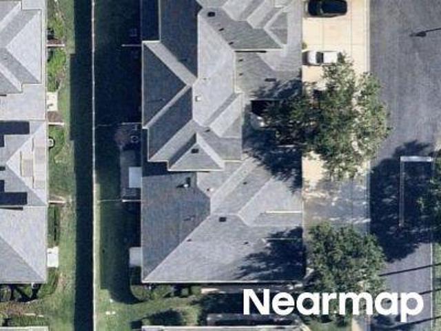 Featherstone Ln