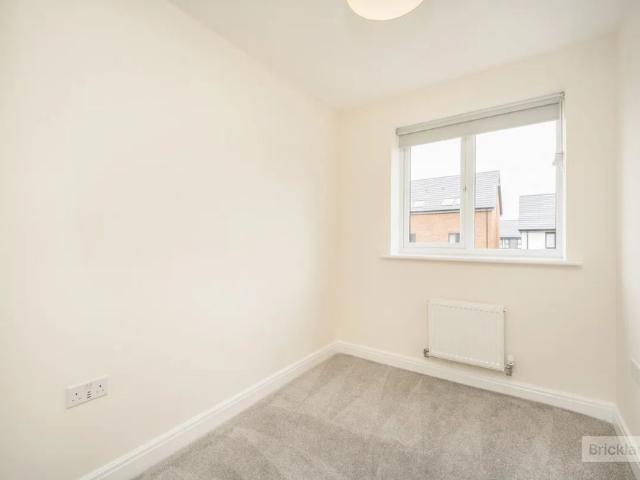 Featherstone Road