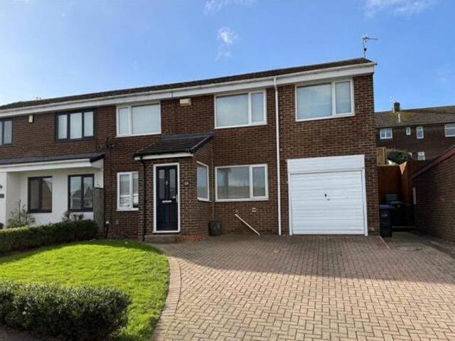 Featherstone Road, Newton Hall, 4 Bedroom Semi detached