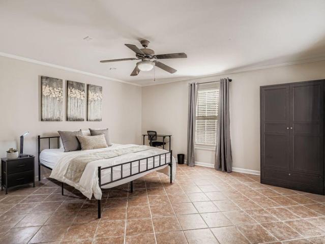 Feel at home in Osage Circle |Modern Comfort Meet