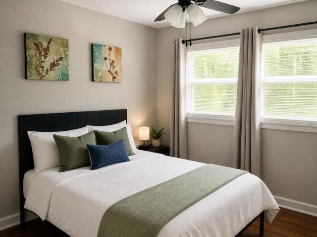 Feel at home in White Plains! Clean, comfy livin