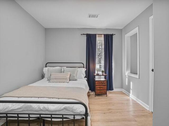 Feel Right at Home | Near Transit | Cozy Comfort | Parking + Cleaning