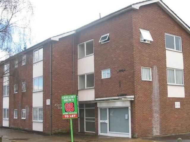 Feltham Hill Road, Ashford, Studio Flat For