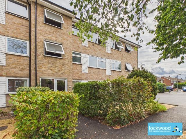 Feltham Hill Road, Ashford TW15, 1 bed flat to rent, £1,275 pcm | PrimeLocation