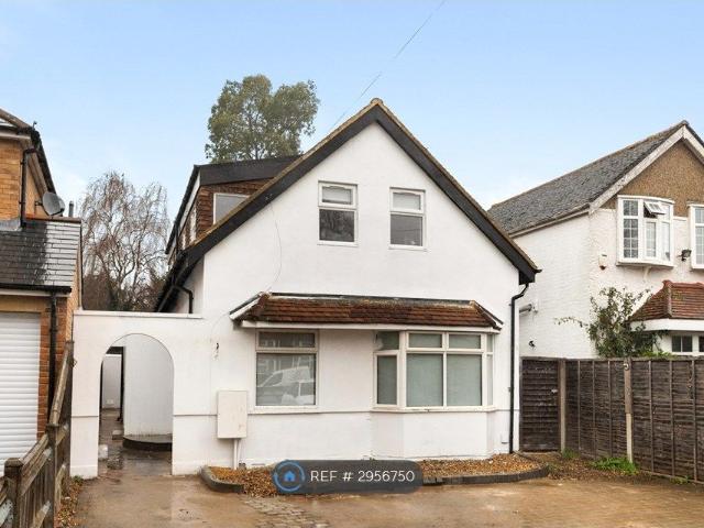 Feltham Hill Road, Ashford TW15, Studio to rent, £945 pcm | PrimeLocation