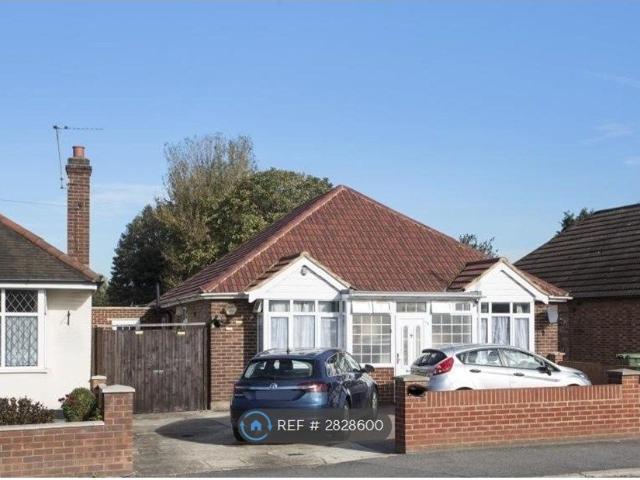 Feltham Road Ashford, Ashford TW15, 3 bed bungalow to rent, £2,400 pcm | PrimeLocation