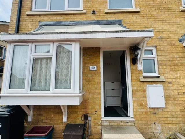 Feltham TW14, 3 bed semi detached house to rent, £2,500 pcm | PrimeLocation