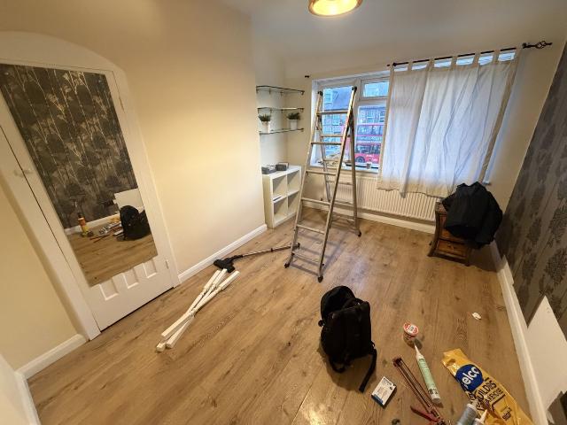 Feltham TW14, 3 bed shared accommodation to rent, £1,950 pcm | PrimeLocation