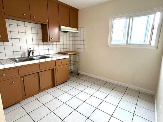 Felton Apartments Studio Apartment for Rent at 10126 Felton Ave, Inglewood, CA 90304