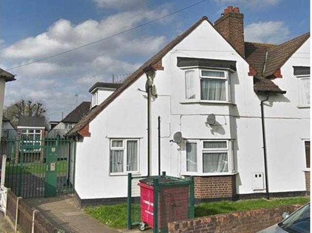 Felton Road, Barking IG11, Studio to rent, £1,100 pcm | PrimeLocation