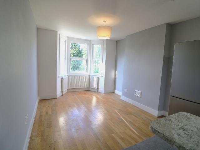 Felday Road, London SE13, 3 bed maisonette to rent, £1,825 pcm | PrimeLocation