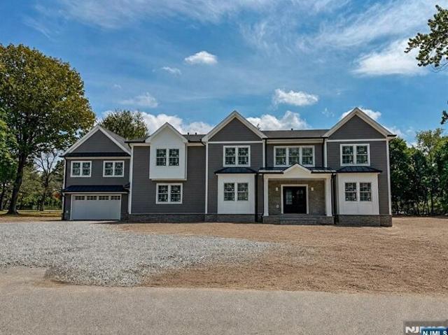 Feldman Ct, Mahwah, Home For Sale