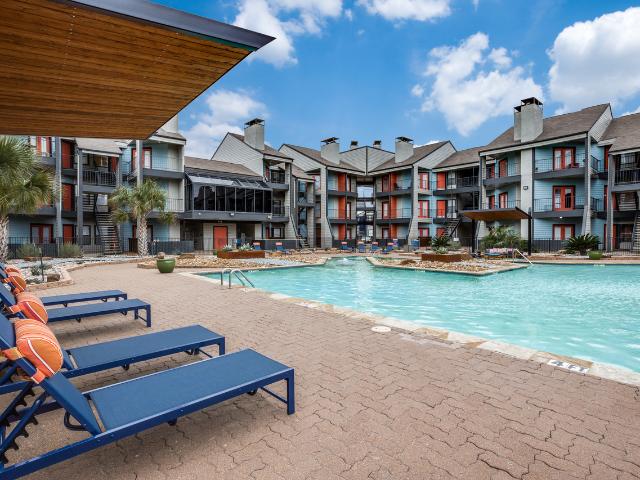 Felix Apartments 1 Bedroom Apartment for Rent at 2004 Sherry St, Arlington, TX 76010