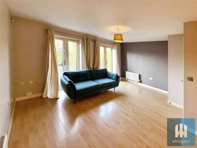 Fell Grove, Ferndale, Huddersfield, HD2