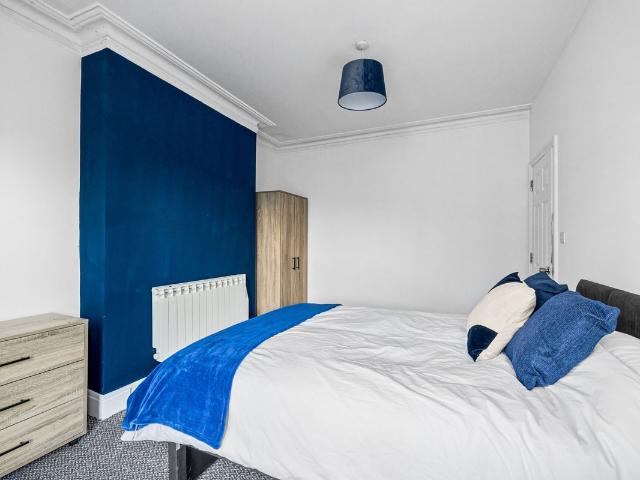 Fellowes Place, Stoke, Plymouth PL1, Room to rent, £525 pcm | PrimeLocation