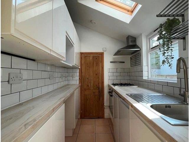 Fellows Road, Cowes PO31, 2 bed terraced house to rent, £925 pcm | PrimeLocation