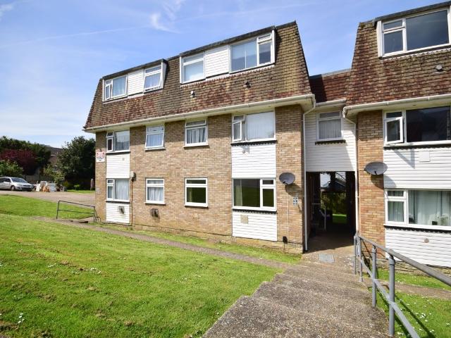 Fellows Road, Cowes PO31, 2 bed flat to rent, £900 pcm | PrimeLocation