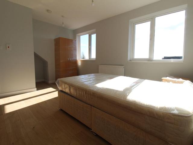 Fellows Road, Beeston NG9, Room to rent, £650 pcm | PrimeLocation