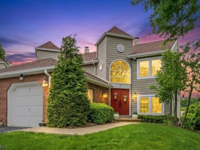 Fells Manor Rd, Caldwell Boro Township, Condo For Sale
