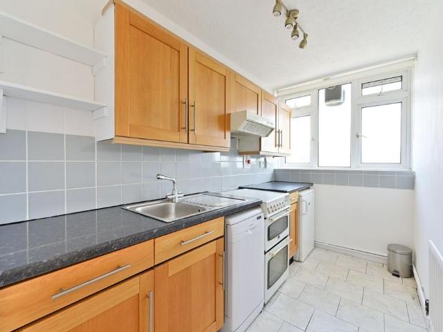 Felsham Road, West Putney, London, SW15 2 bed flat to rent £2,300 pcm £531 pw