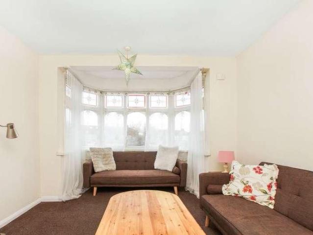 Felstead Road, Waltham Cross, EN8