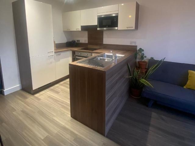 Ferdinand Court, Catford Green, Catford, London SE6, 1 bed flat to rent, £1,500 pcm | PrimeLocation