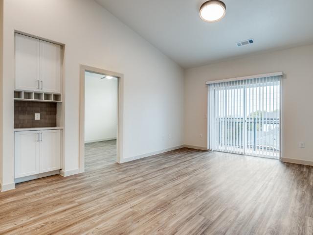 Ferguson Flats 1 Bedroom Apartment for Rent at 624 N Lancaster Ave, Dallas, TX 75203 Lake Cliff