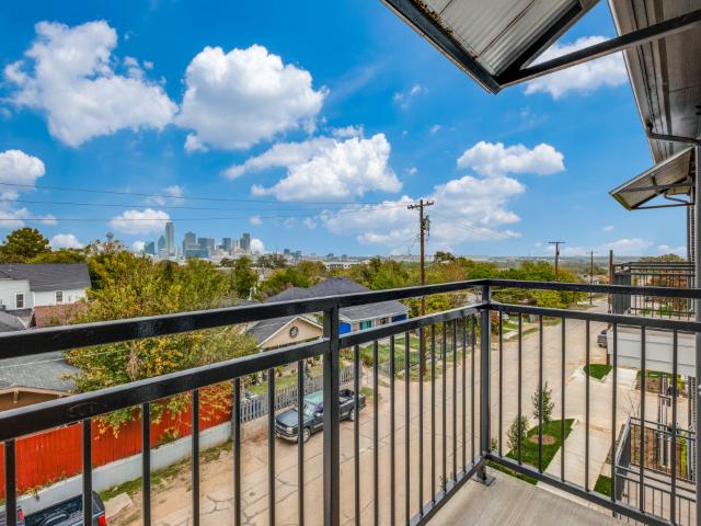 Ferguson Flats Studio Apartment for Rent at 624 N Lancaster Ave, Dallas, TX 75203 Lake Cliff